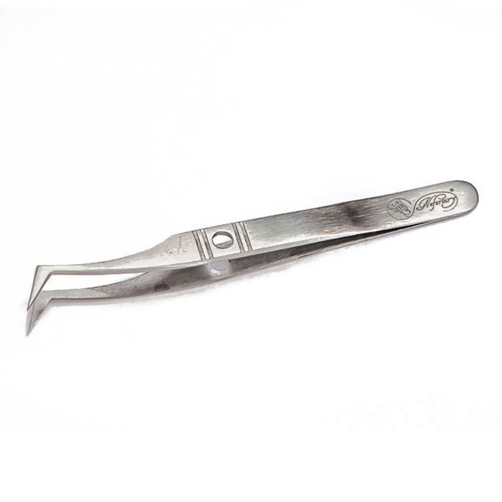 Pinza en L para pestañas – Nefertary Professional Tools